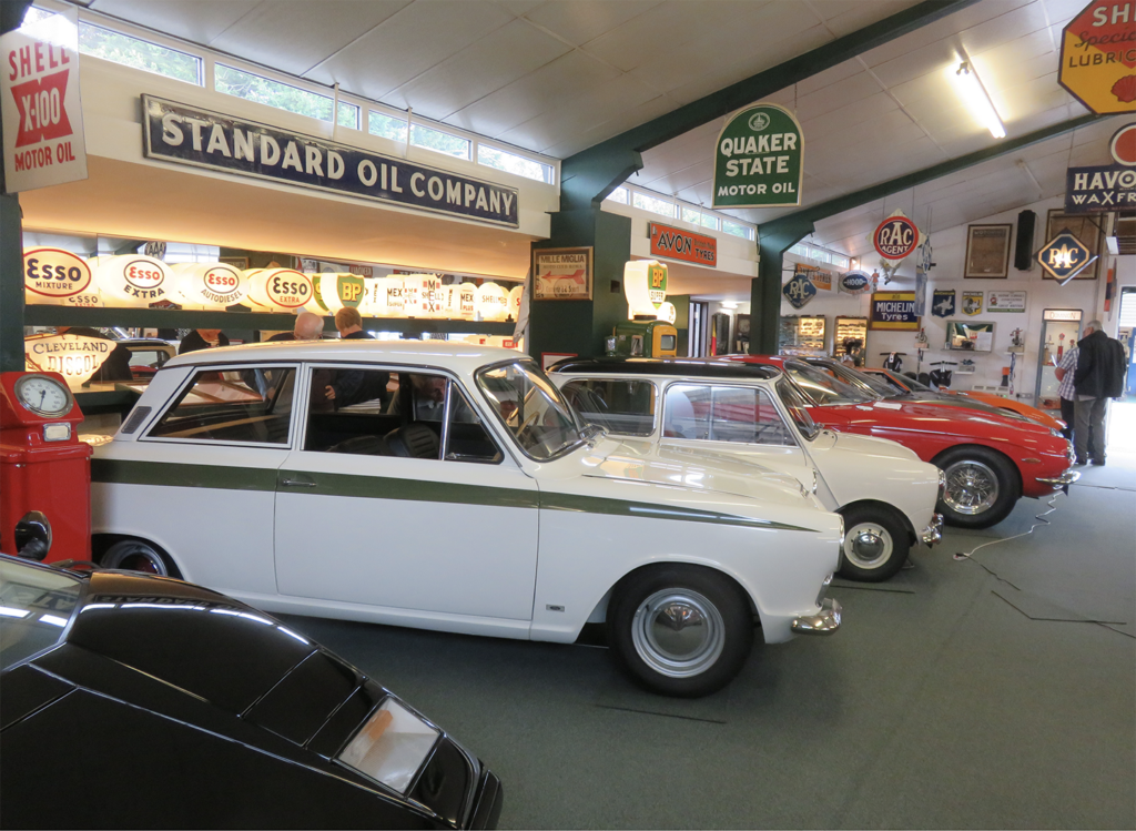 The Ultimate Classic Car and Memorabilia Collection - The Worshipful ...